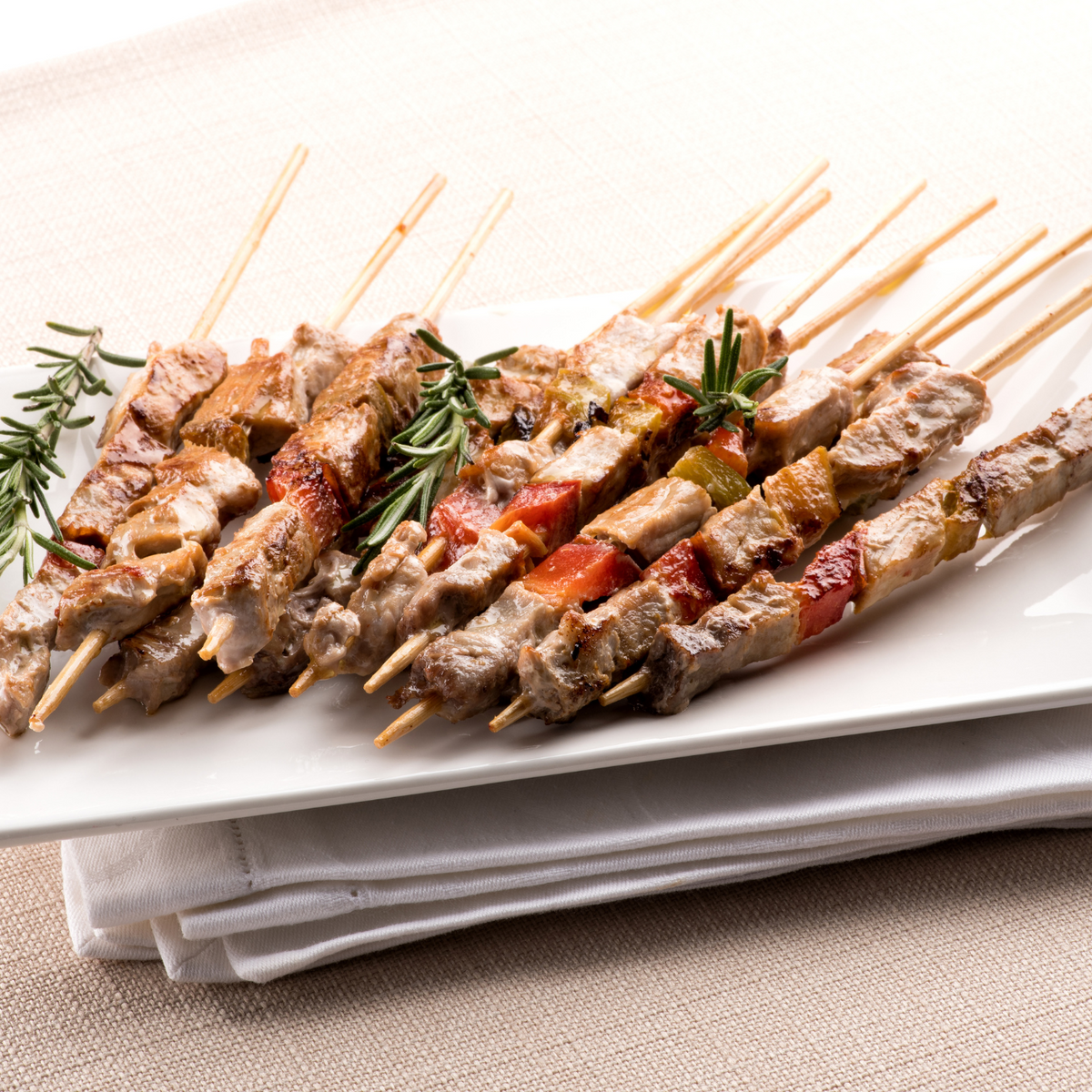 Arrosticini abruzzesi: storia, ricette e abbinamenti – Matasci Vini SA